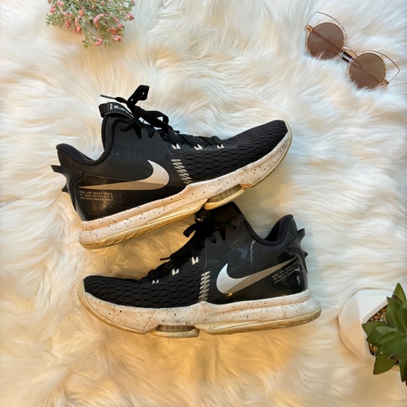 Nike | Shoes | Nike Lebron Witness 5 Basketball Sneakers | Poshmark